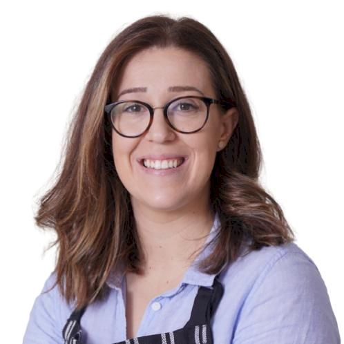 Learn English with Adriana - Milan: Hi everyone. I'm Adriana,