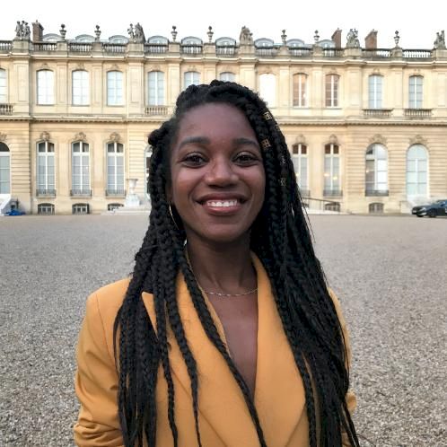 Learn French with Maeva - Brisbane: My name is Maeva and I am ...