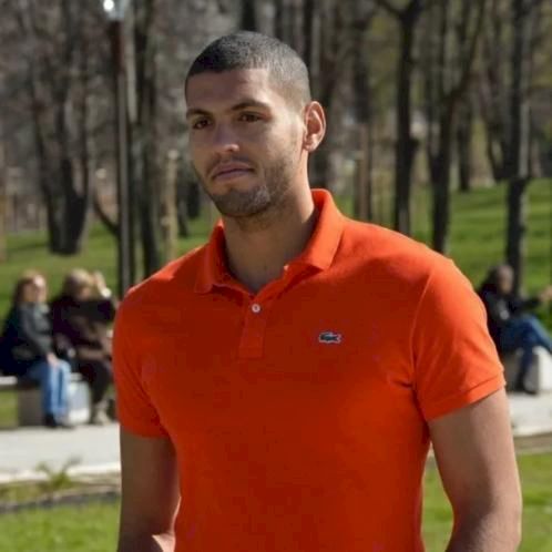 Learn French with Merat - Tokyo: Hi! I'm Jeremy, Native French...