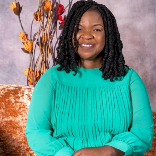 Learn Shona with Metu - Harare: I am a 43-year-old lady, a wif...