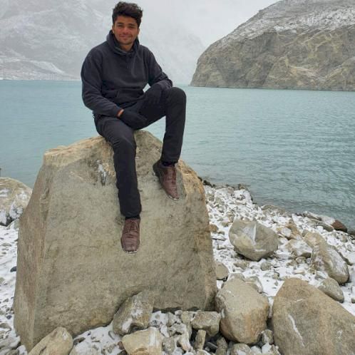 Learn Urdu with Muawia - Bratislava: Hey there, I am a native ...