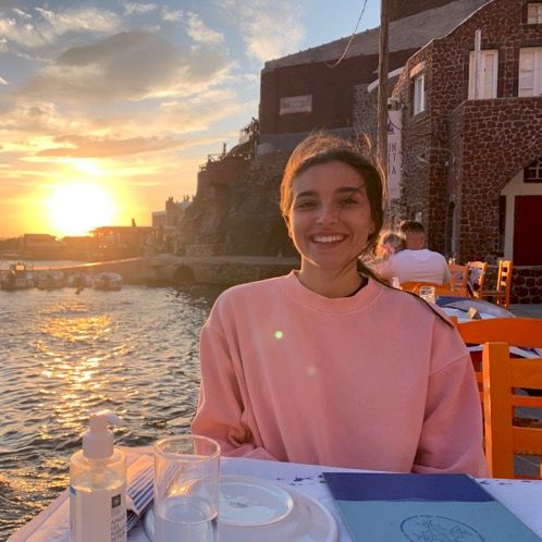 Learn English with Ruby - Milan: I’m an American English tea...