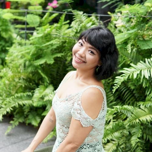 Learn Burmese with Thet - Bangkok: Mingalarba! I am Flora. I h...